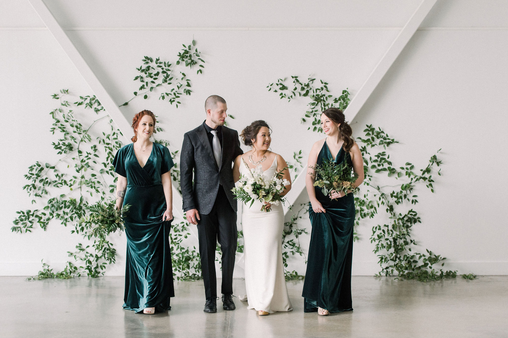 AFH, Epicenter | Modern Botanical Styled Shoot - jcluu.com