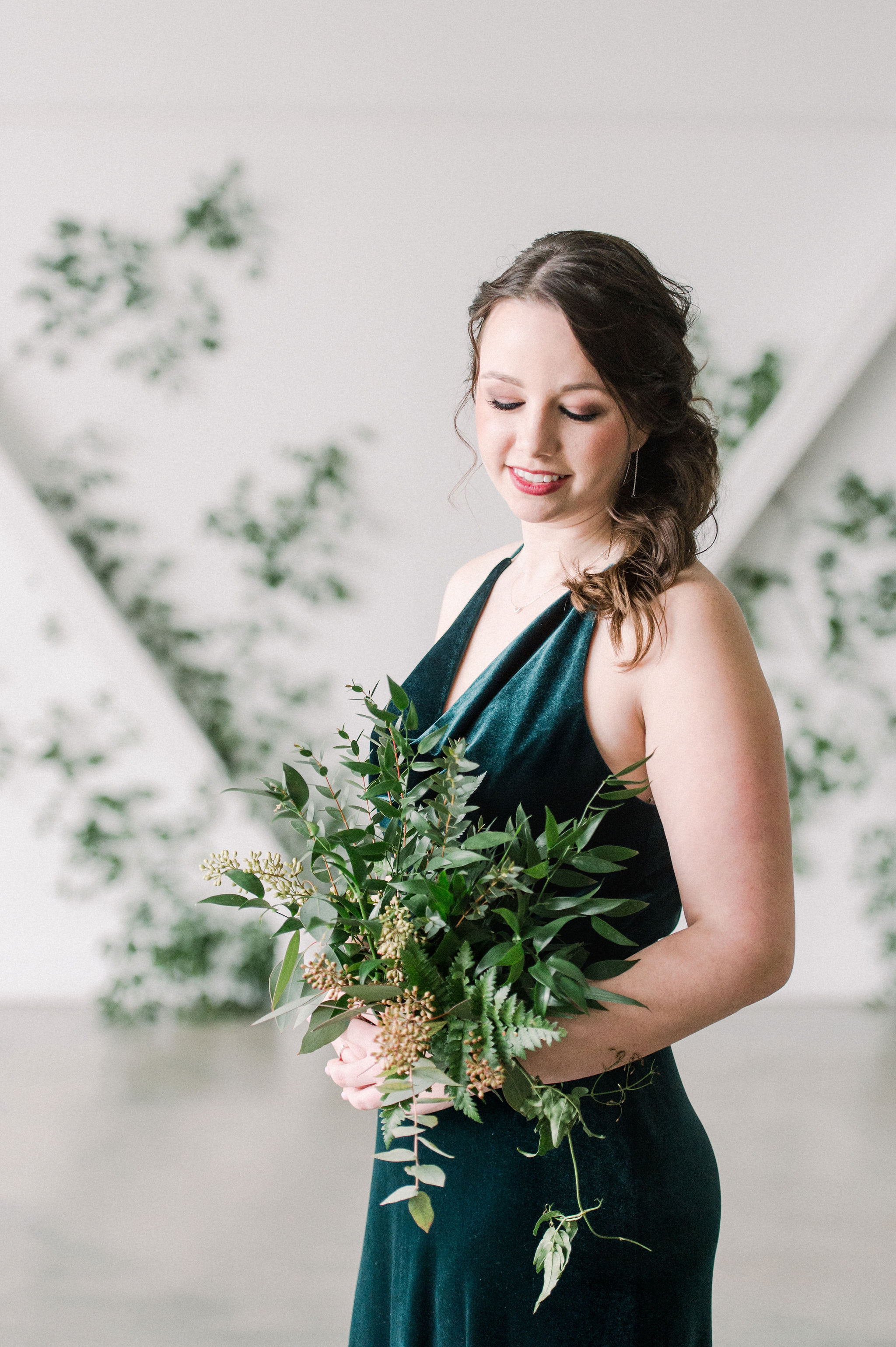 AFH, Epicenter | Modern Botanical Styled Shoot - jcluu.com